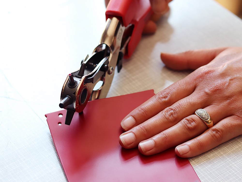 Pince révolver perforatrice pour cuir - 6 trous - Cuirenstock